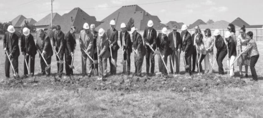 Groundbreaking ceremony on new CN Bank | Madill Record
